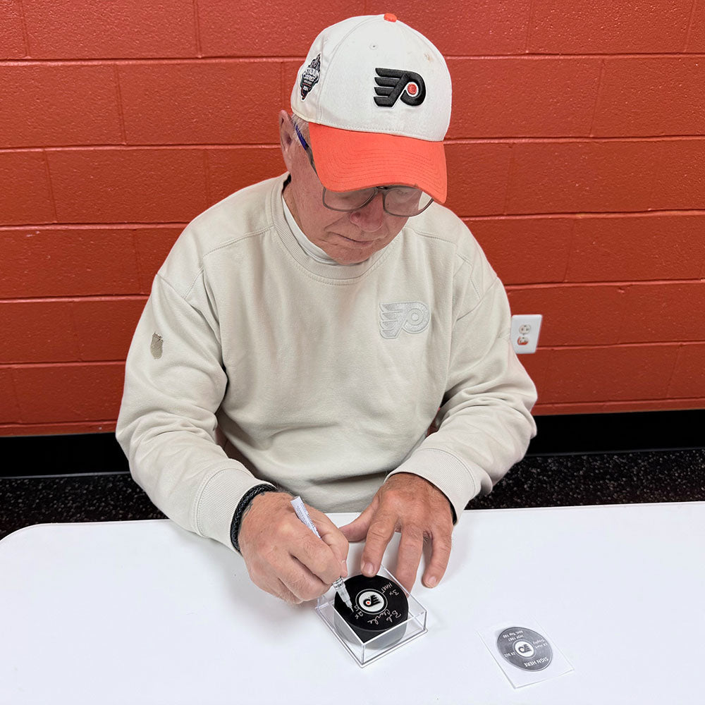 Bobby Clarke Autographed 1972 Summit Series Puck – Frozen Pond