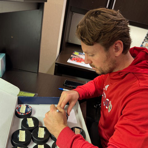 Sam Reinhart Autographed Team Canada 4 Nations Face-Off Champions Puck ...
